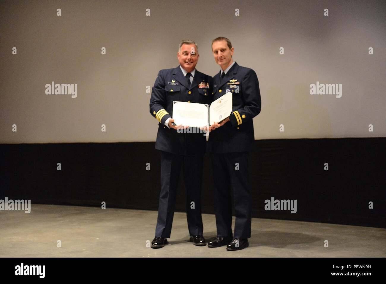 Mark morin hi-res stock photography and images - Alamy