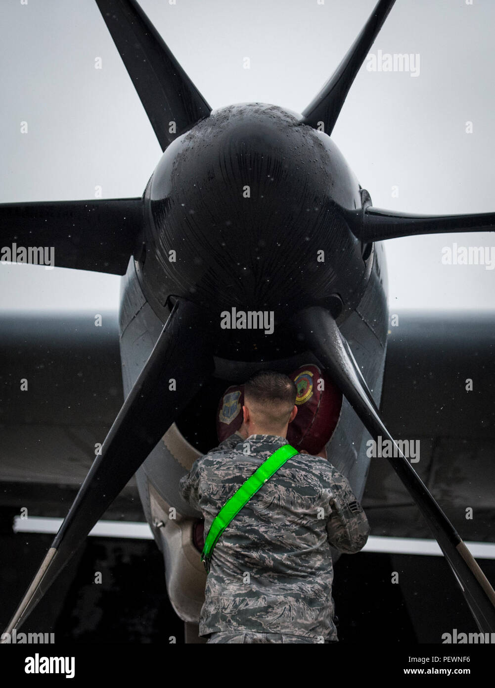 U.S. Air Force Senior Airman Jeffrey Erdman, 19th Aircraft Maintenance ...