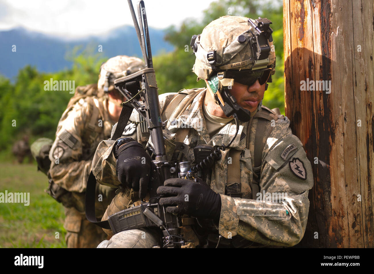 1 21st infantry battalion gimlets hi-res stock photography and images ...