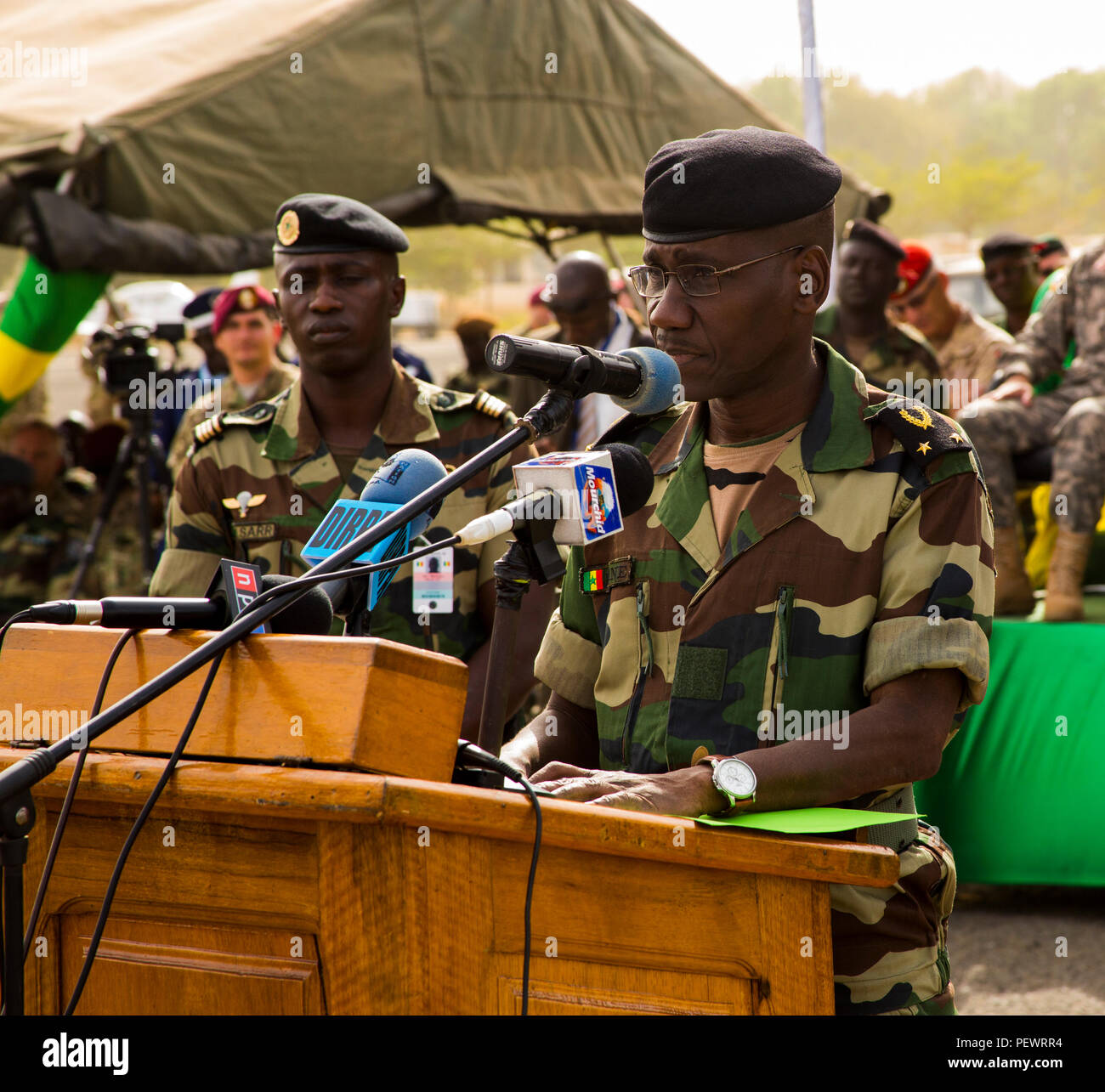Senegal chief of army staff hi-res stock photography and images - Alamy