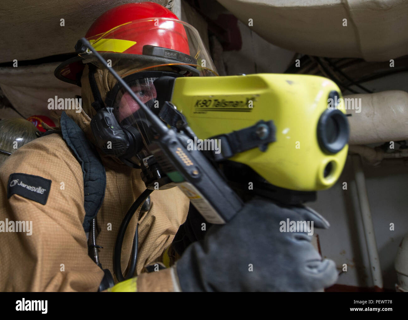 Navy firefighting thermal imager hi-res stock photography and images ...