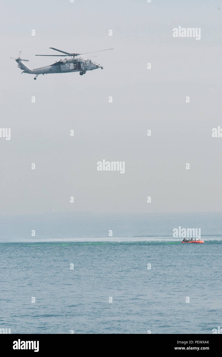 Mh 60 seahawk helicopter from helicopter hi-res stock photography and ...