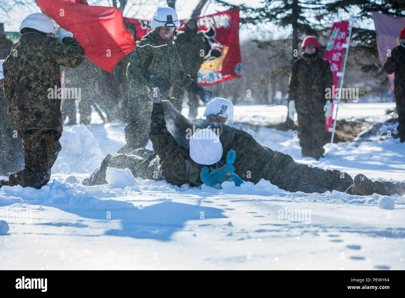 U.S. Marines and Japan Ground Self-Defense Force soldiers struggle to ...