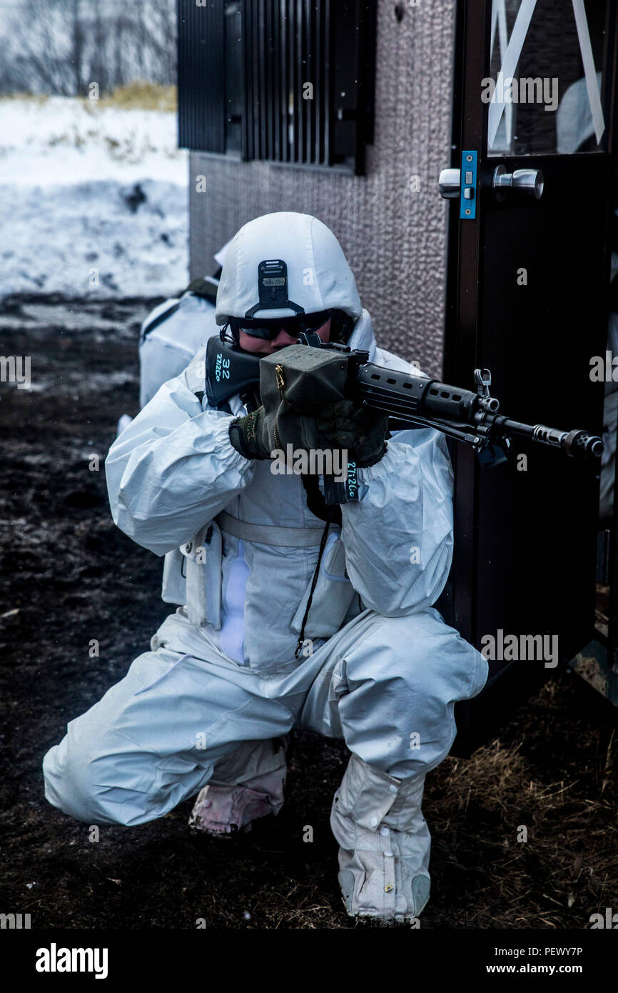 A Japan Ground Self-Defense Force Soldier conducts urban operations ...