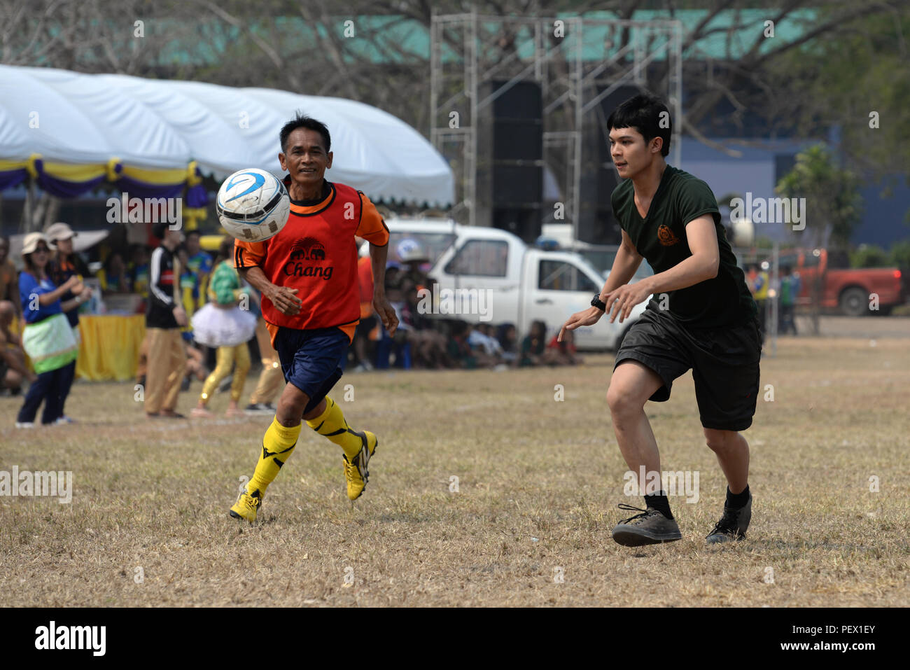 Thai Army Cpl. Tory, 52nd Engineering Company, 1st Regiment, King’s ...