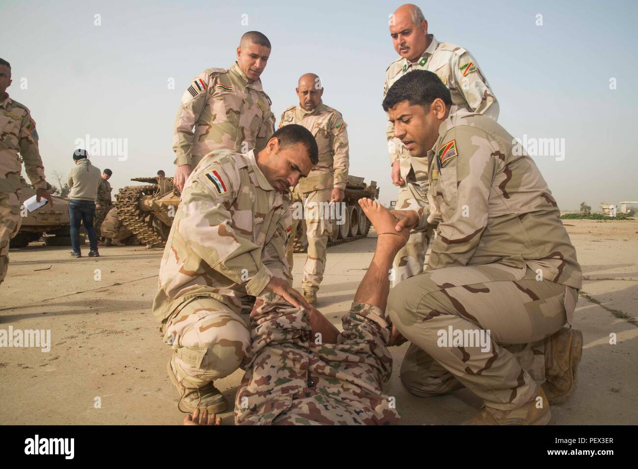 Iraqi soldiers currently enrolled in the Iraqi combat medics course ...