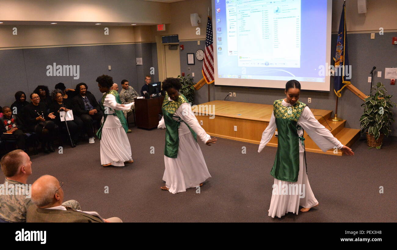Praise dance hi-res stock photography and images - Alamy