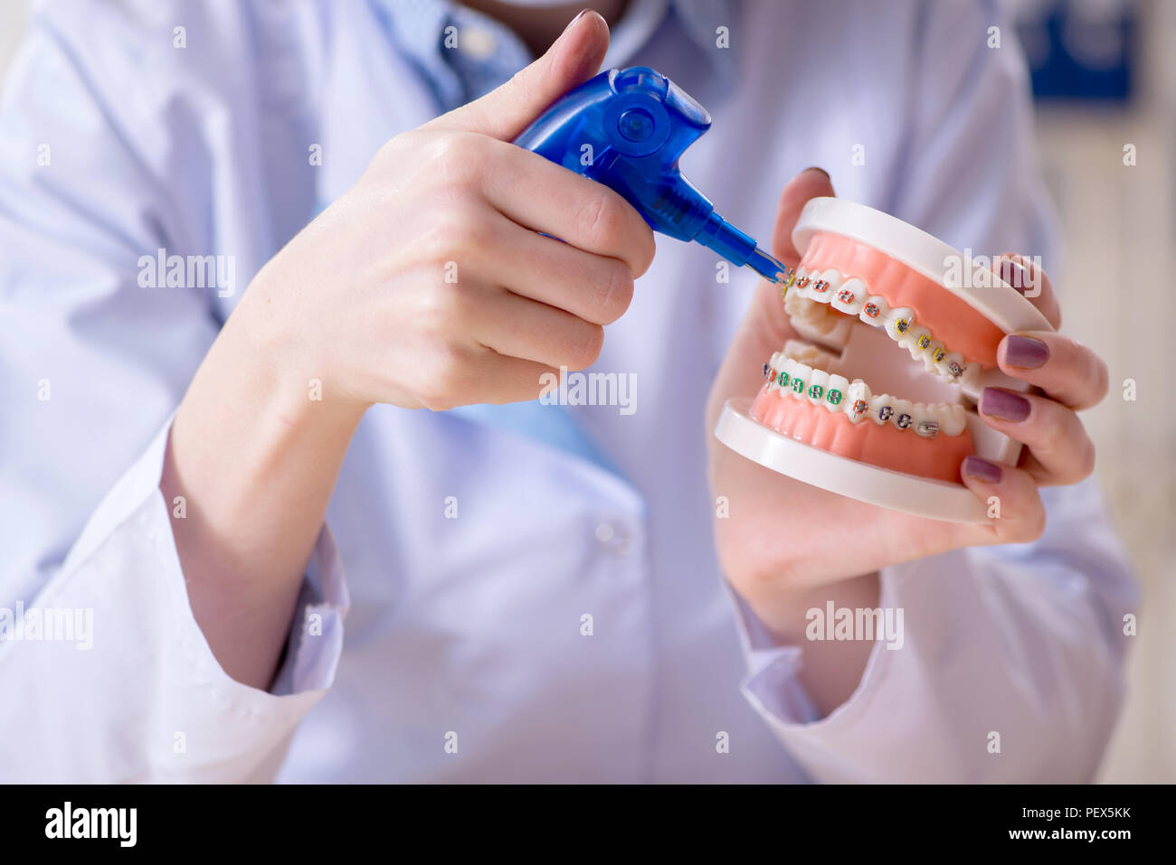 Woman dentist practicing work hi-res stock photography and images - Alamy