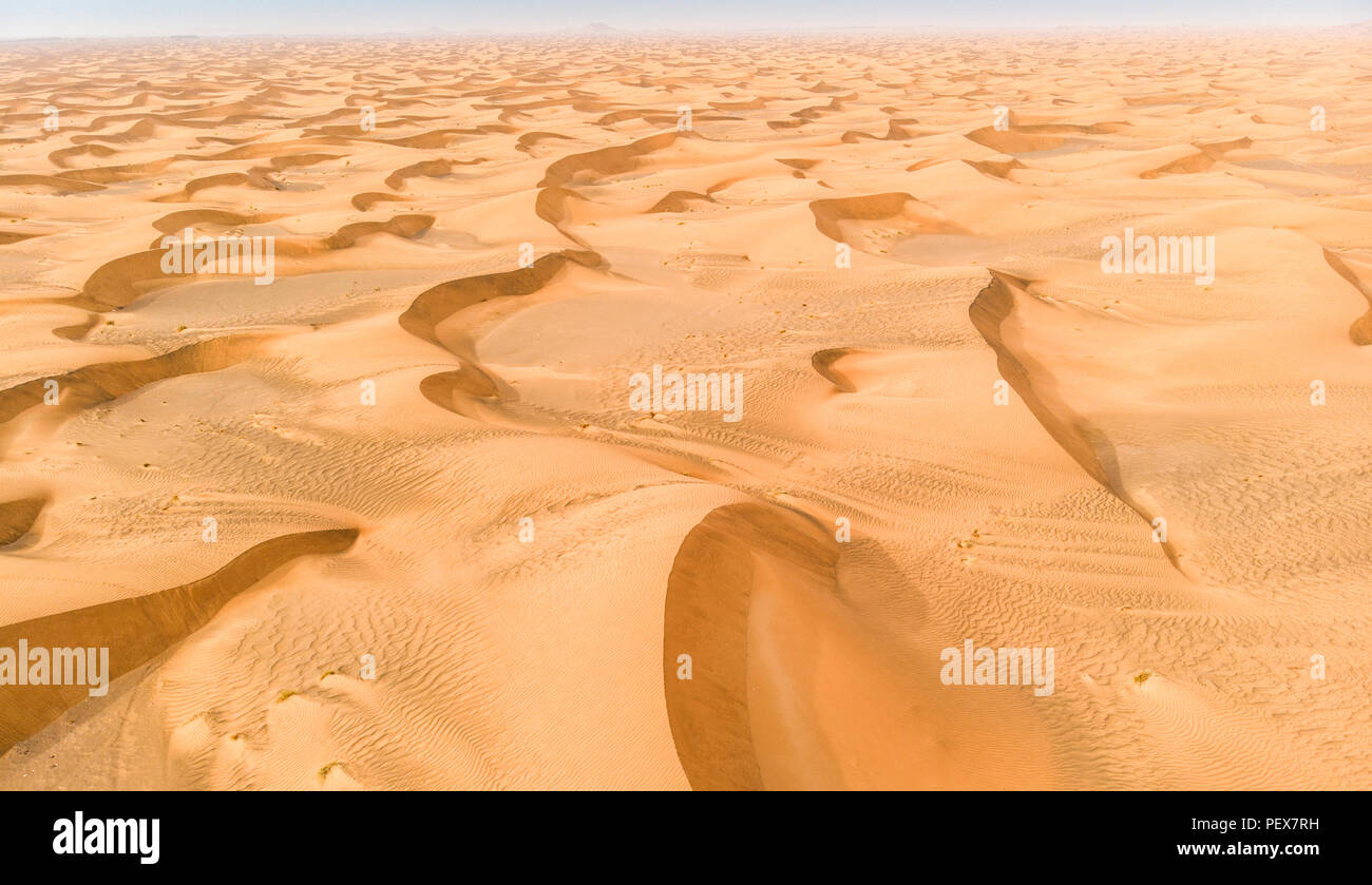 aerial view of sand dunes in a desert near Dubai Stock Photo - Alamy