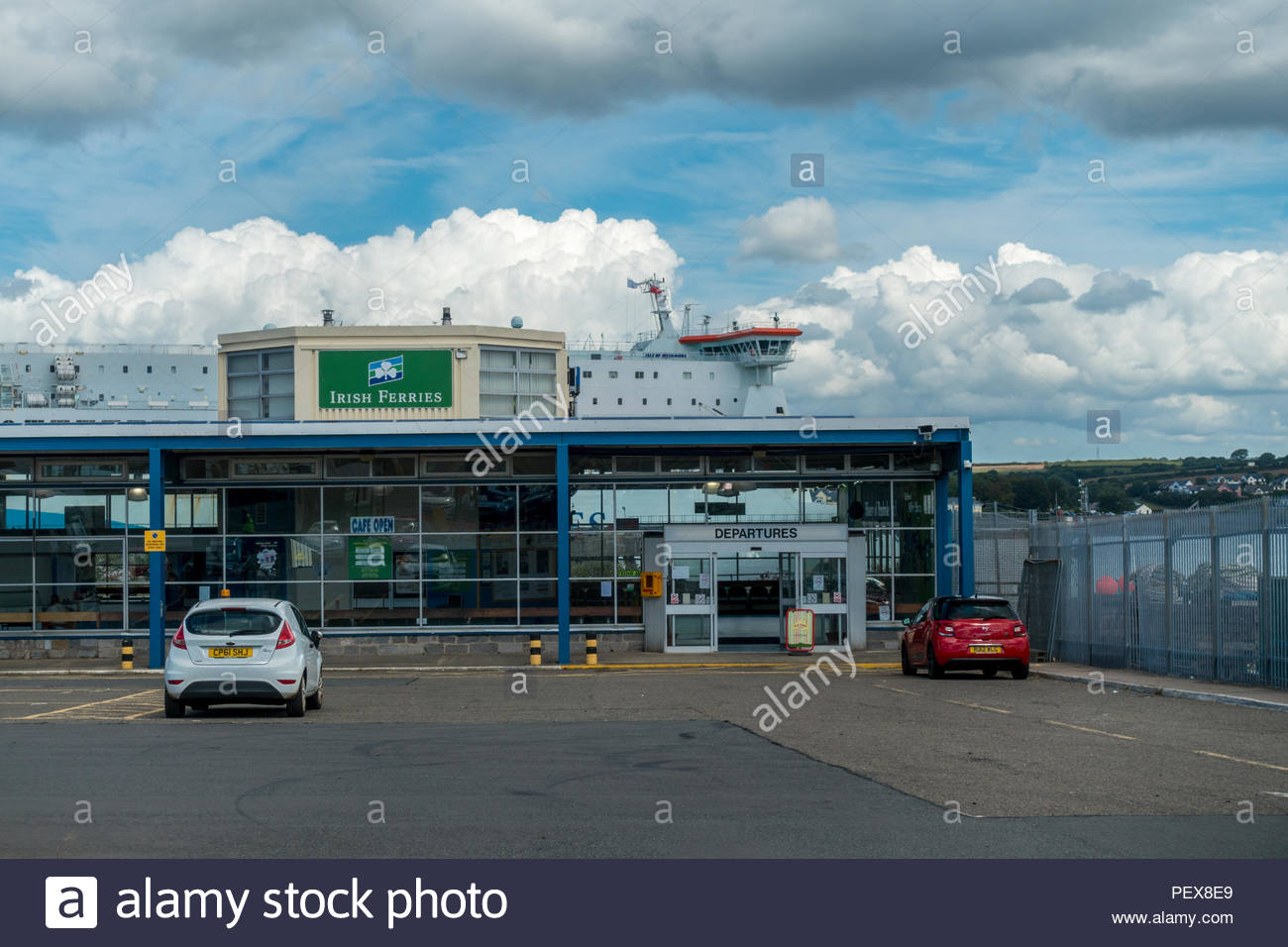 Foot Ferries High Resolution Stock Photography and Images - Alamy