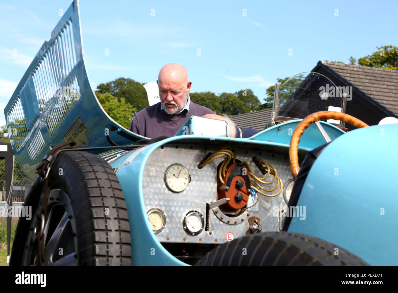 R w thomson hi-res stock photography and images - Alamy