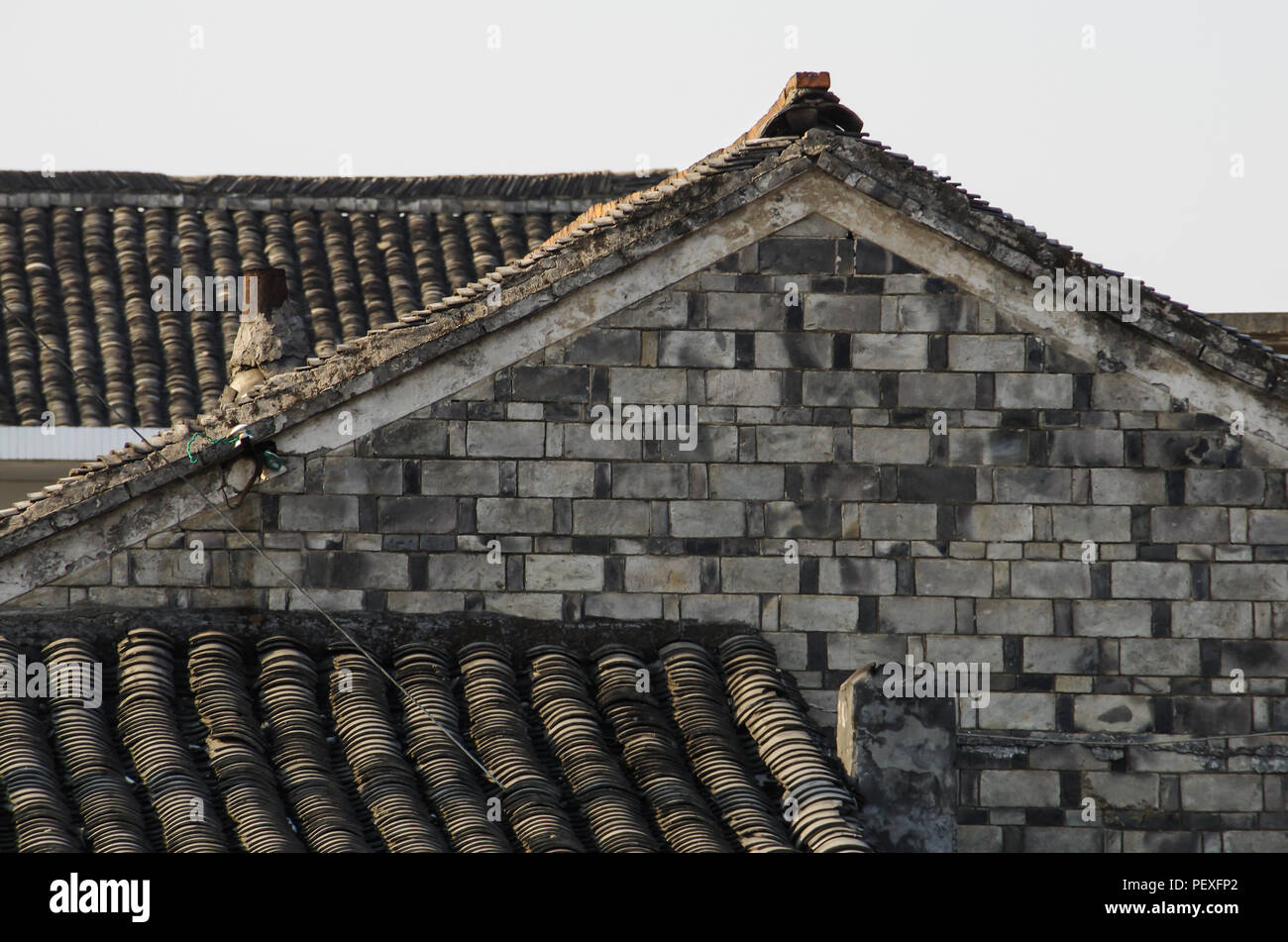 Roof of Ancient Chinese Traditional Architecture Stock Photo - Alamy