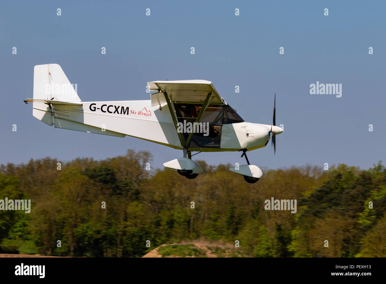 Skyranger Microlight Landing High Resolution Stock Photography and ...