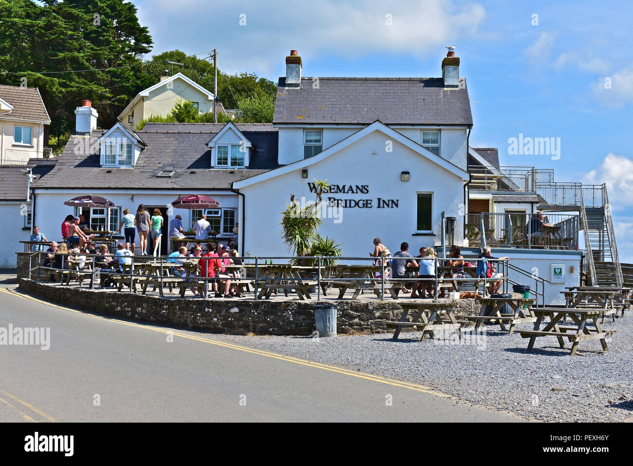 Wisemans wisemans bridge inn hi-res stock photography and images - Alamy