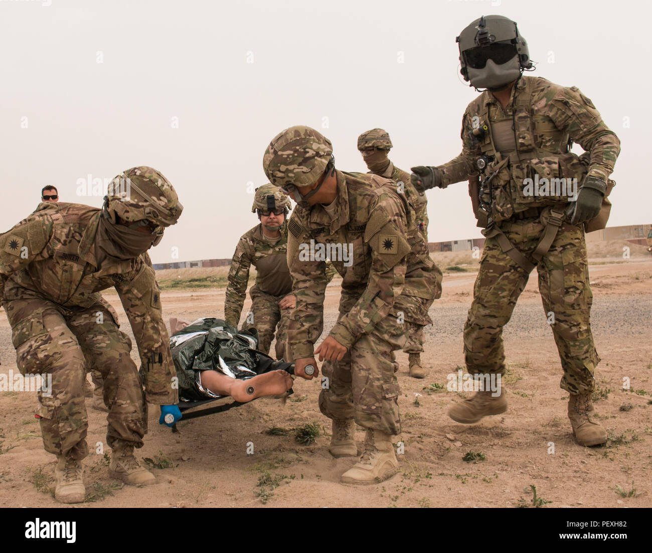 California Army National Guard Soldiers from the 40th Combat Aviation ...