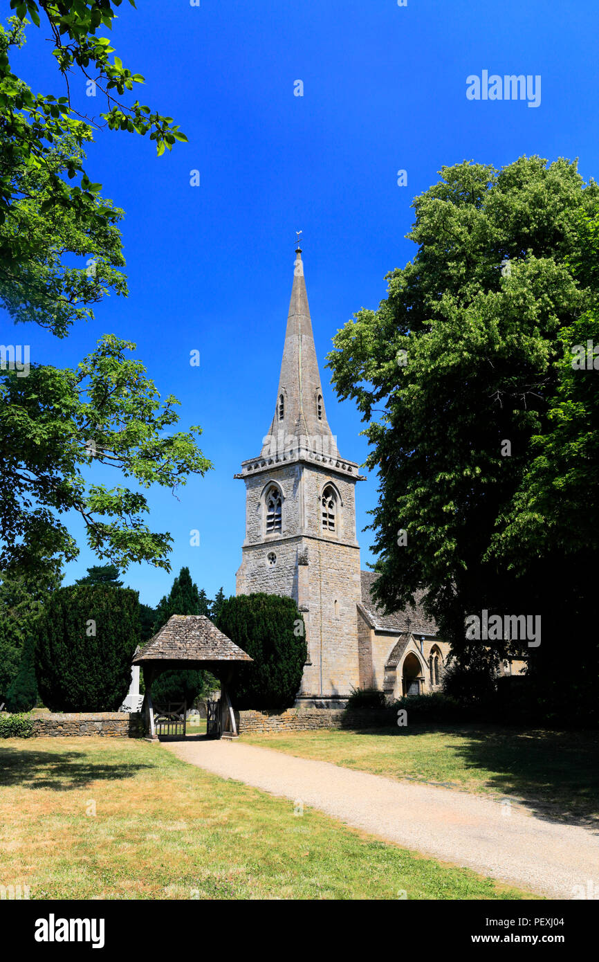 St Marys Church, Lower Slaughter village, Gloucestershire Cotswolds ...