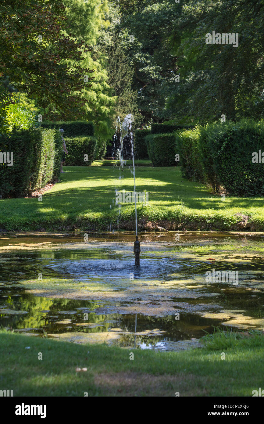Water features at Melbourne Hall and Gardens, Derbyshire, UK Stock ...