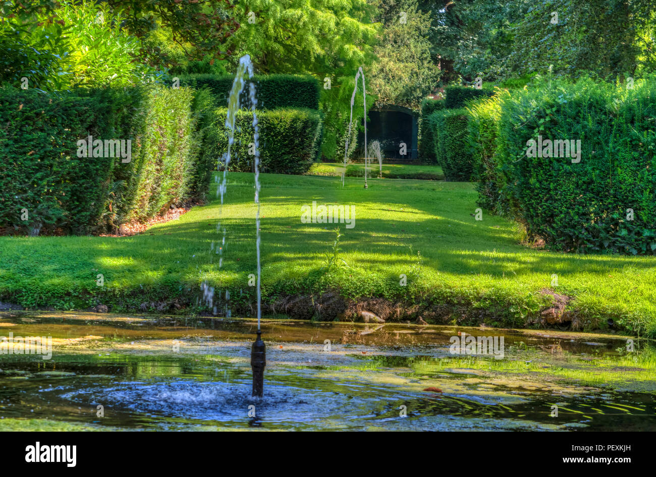 Water features at Melbourne Hall and Gardens, Derbyshire, UK Stock ...