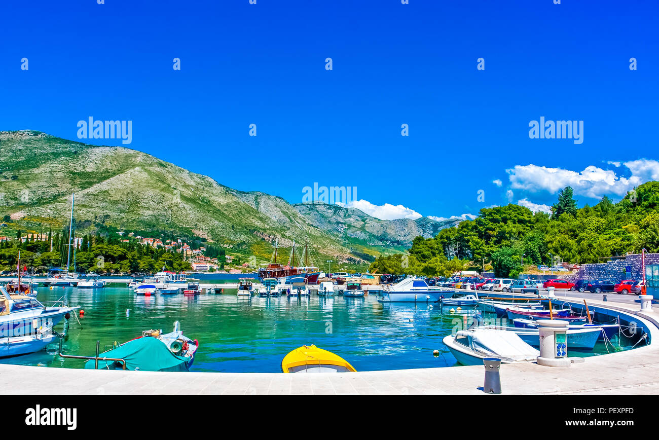European coastal town hi-res stock photography and images - Alamy