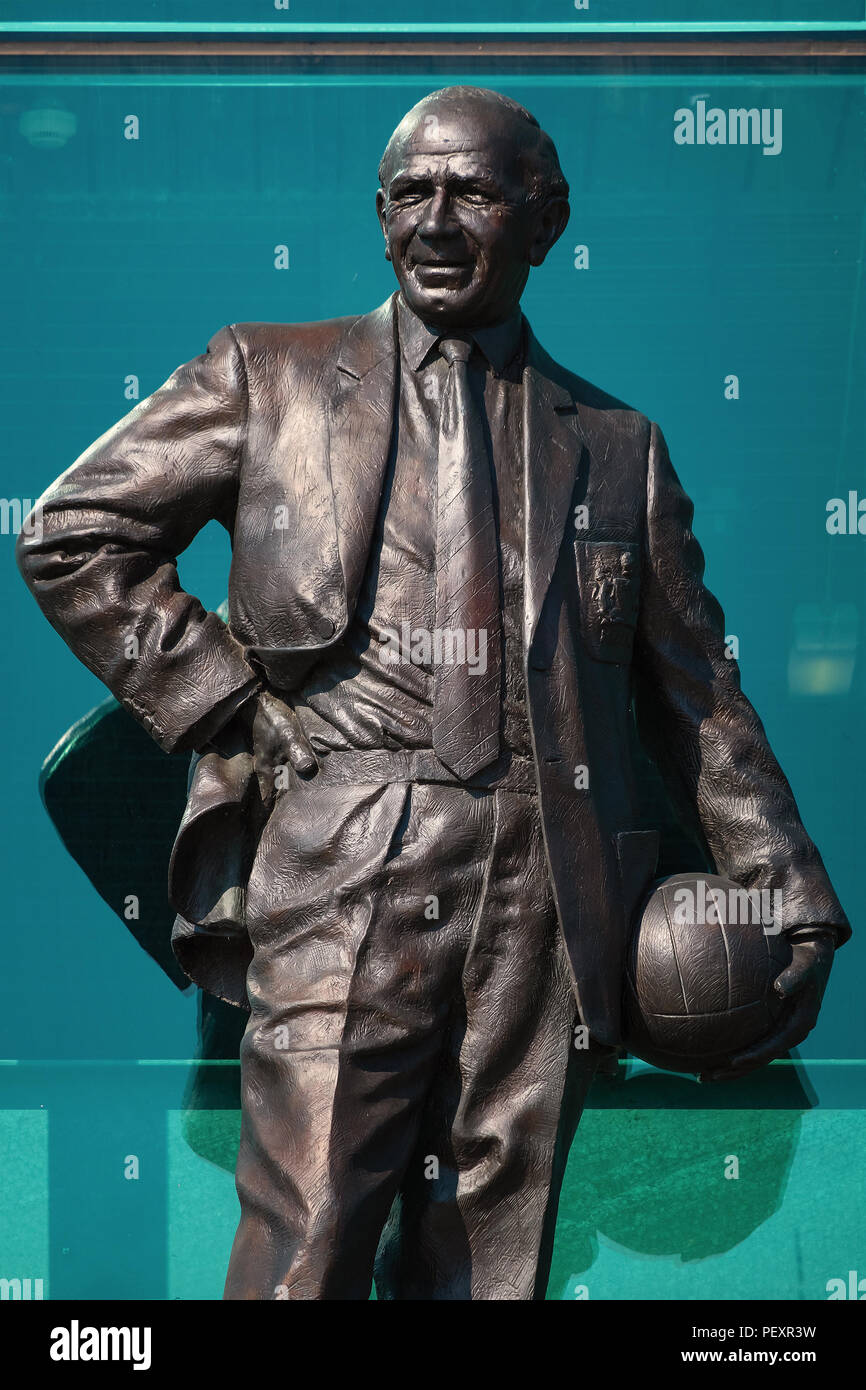 MANCHESTER, UK - MAY 19 2018: Sir Matt Busby Bronze statue at Old ...