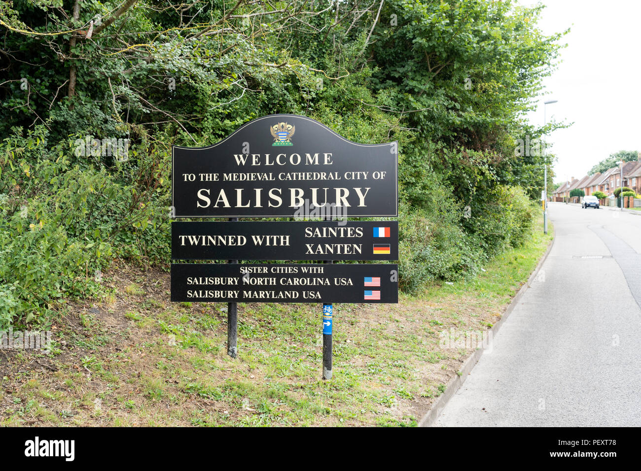 Salisbury wiltshire road hi-res stock photography and images - Alamy