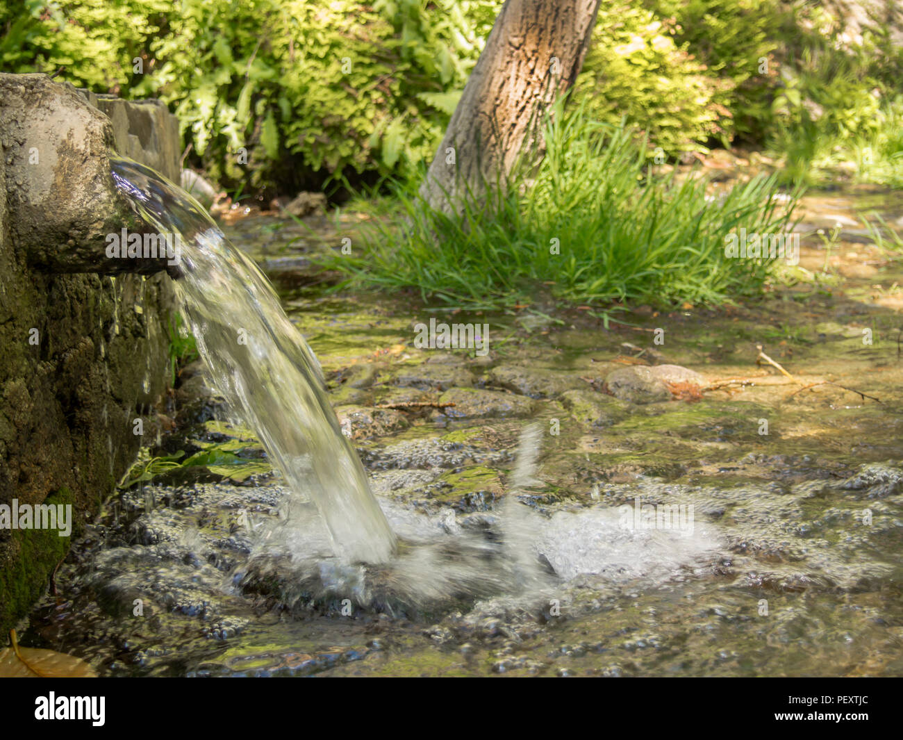 Natural spring water hi-res stock photography and images - Alamy