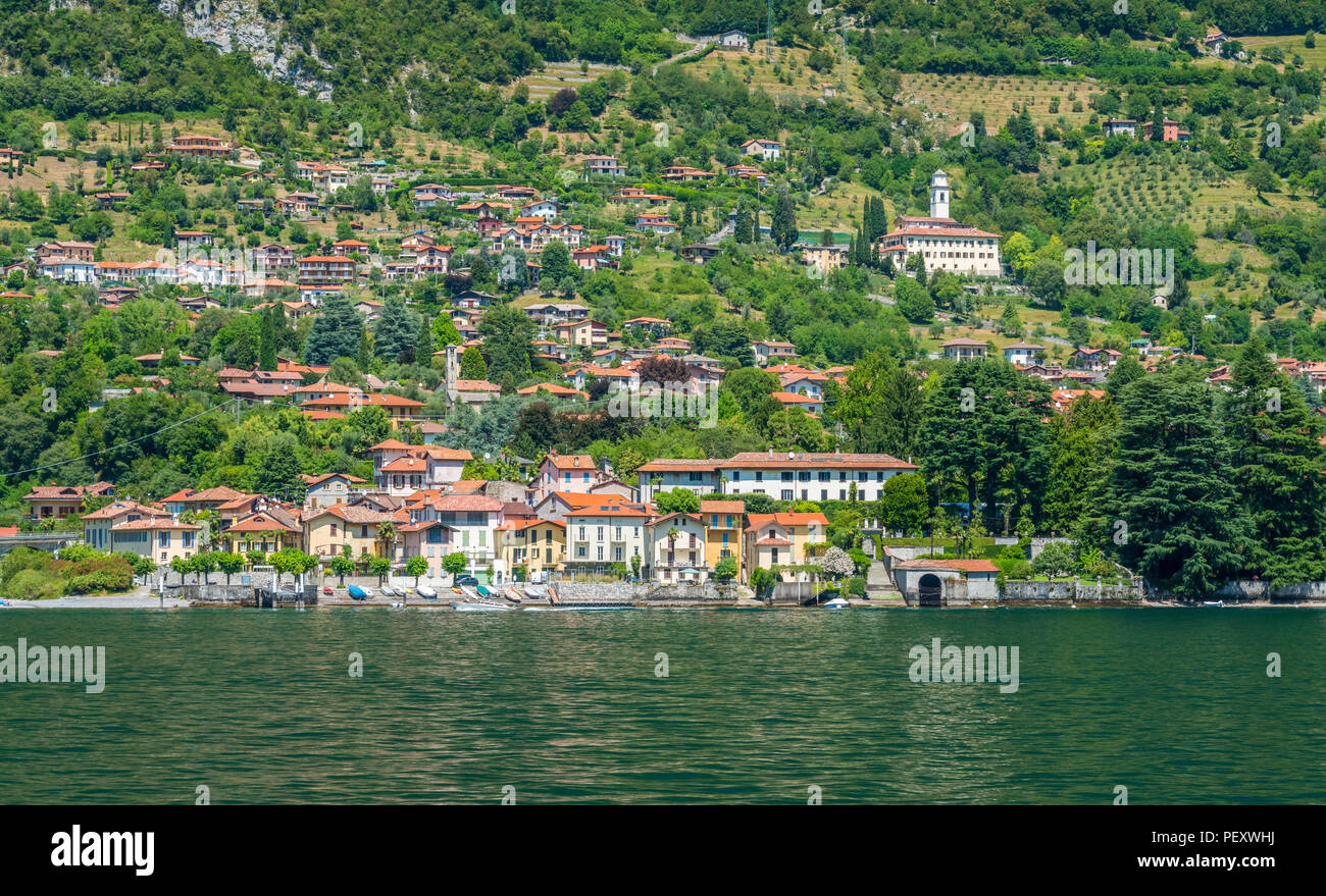 Ossuccio from the ferry, small and beautiful village overlooking Lake ...