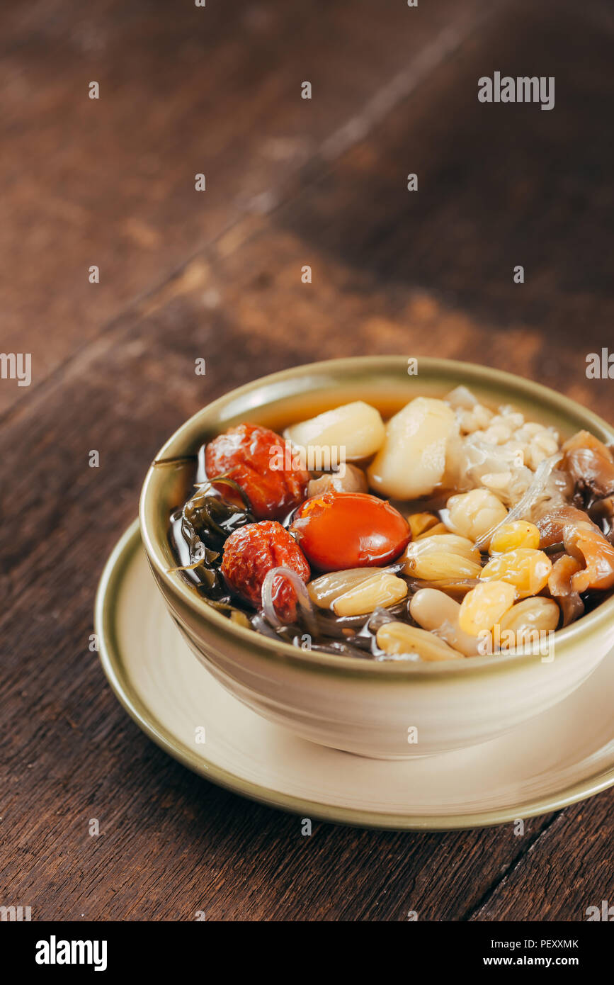 Ching bo leung is sweet cold soup in Chinese and Vietnamese cuisine ...
