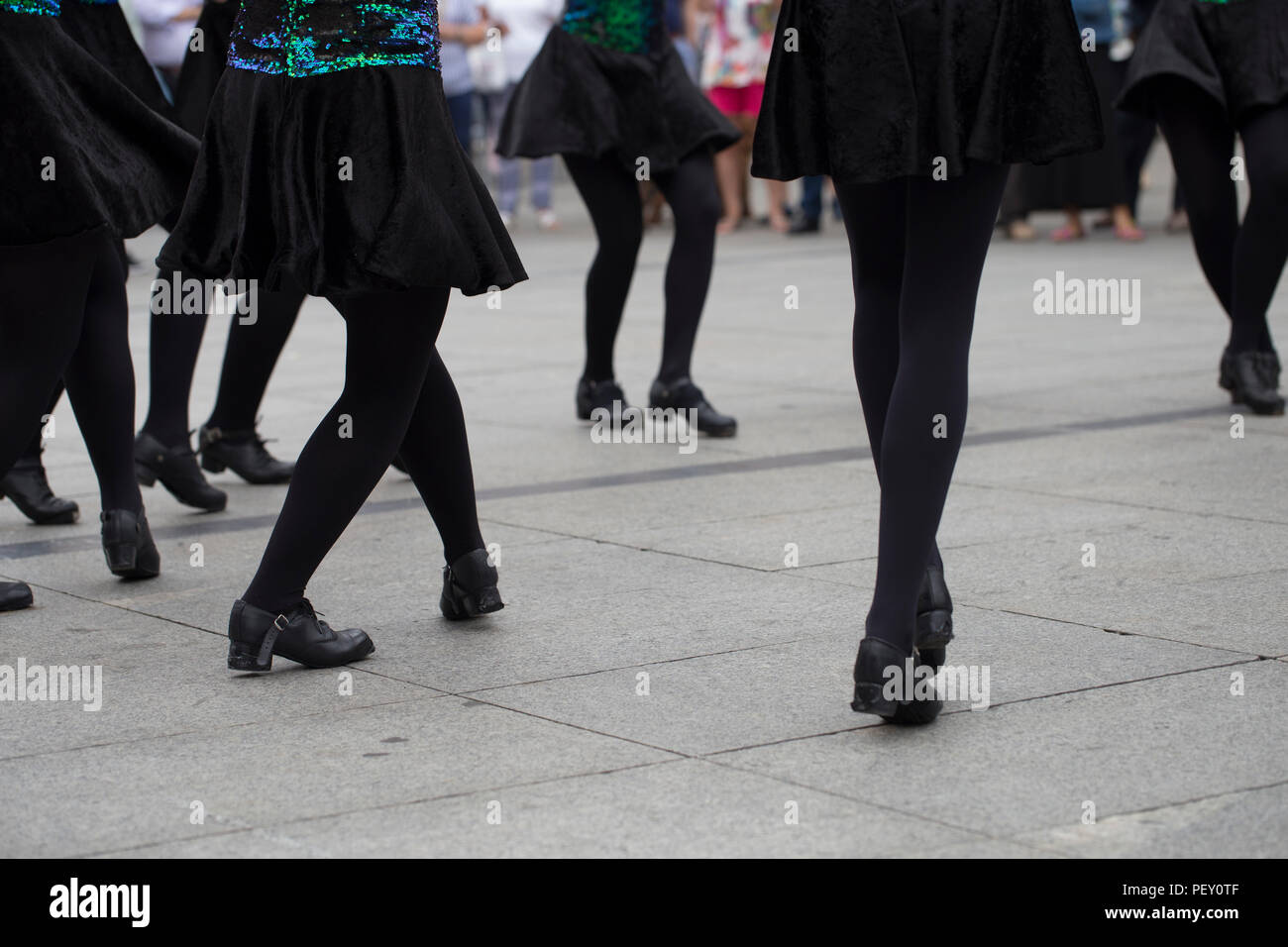 Irish dancers legs hi-res stock photography and images - Alamy