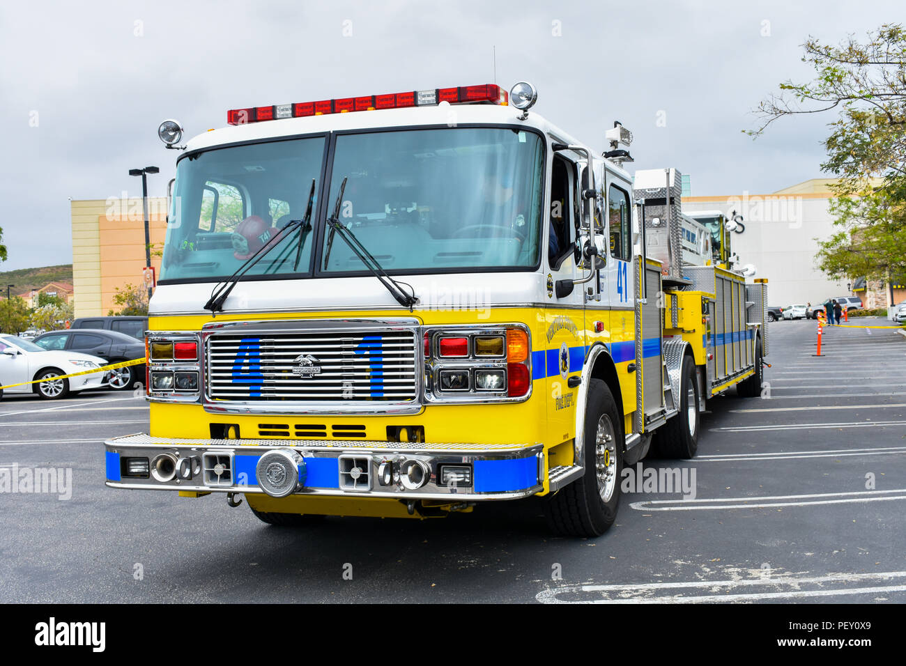 Hot Shot W Fire Crew CDF Ca Ln F Fire Sn E C $4.14 vietnamdragonex.com