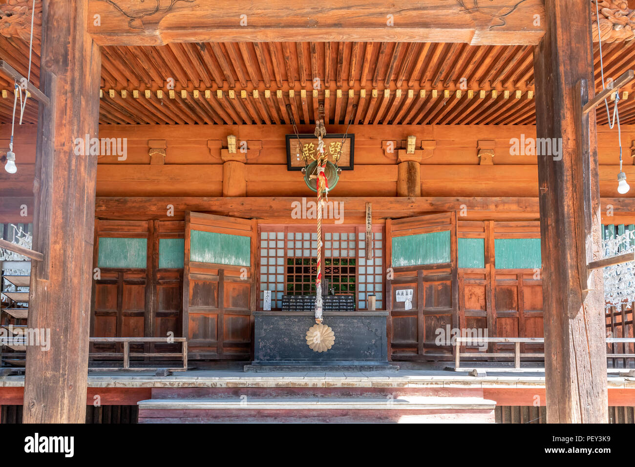 Japan kyoto interior shinto shrine hi-res stock photography and images ...
