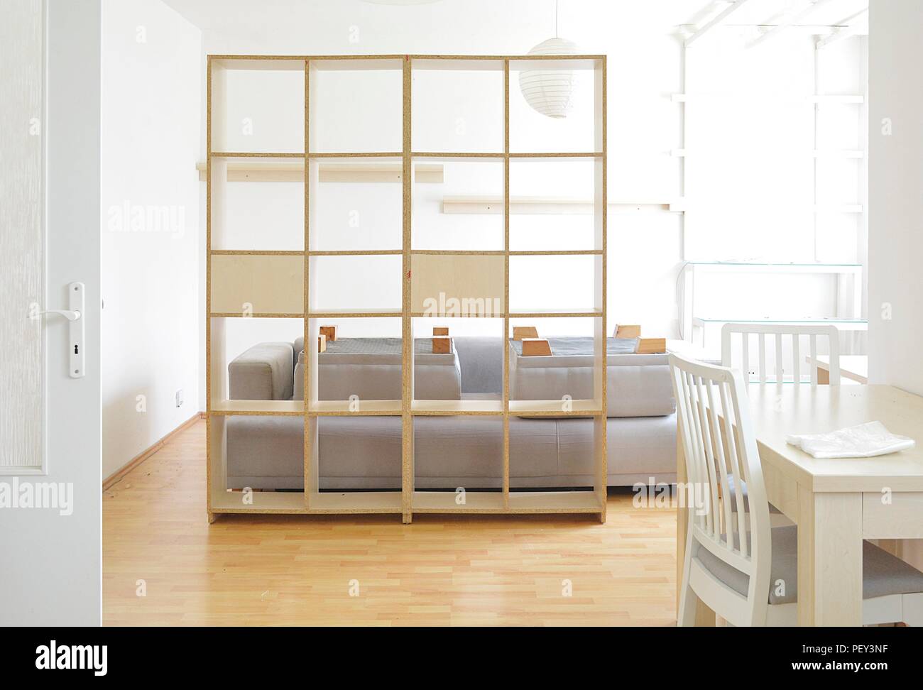 Empty luxury hotel room interior hi-res stock photography and images ...