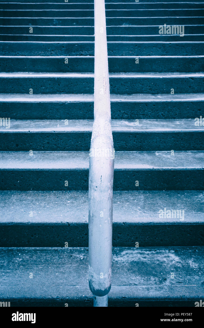 Wet railing hi-res stock photography and images - Alamy