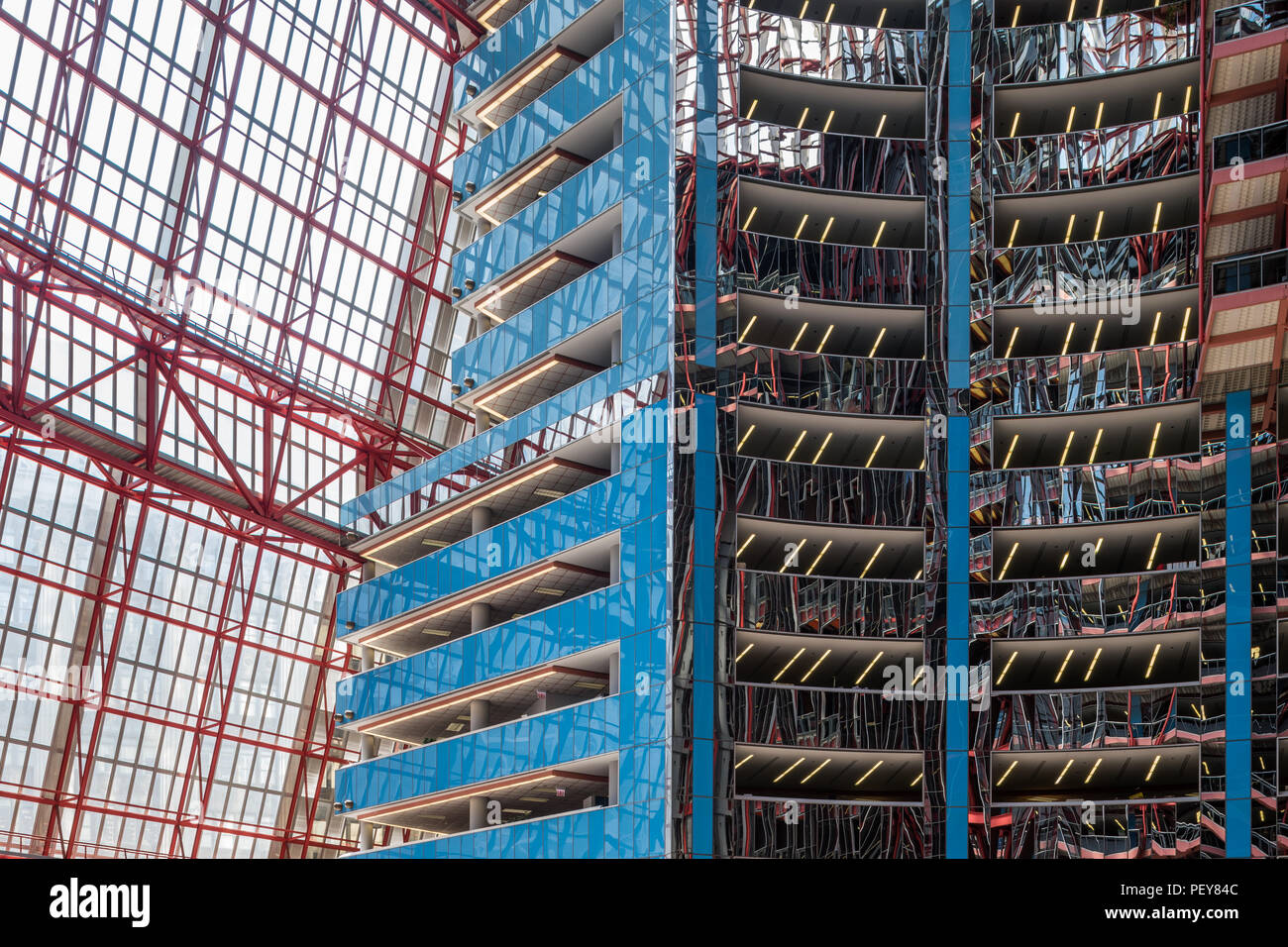 Interior atrium of the James R. Thompson Center - State of Illinois ...