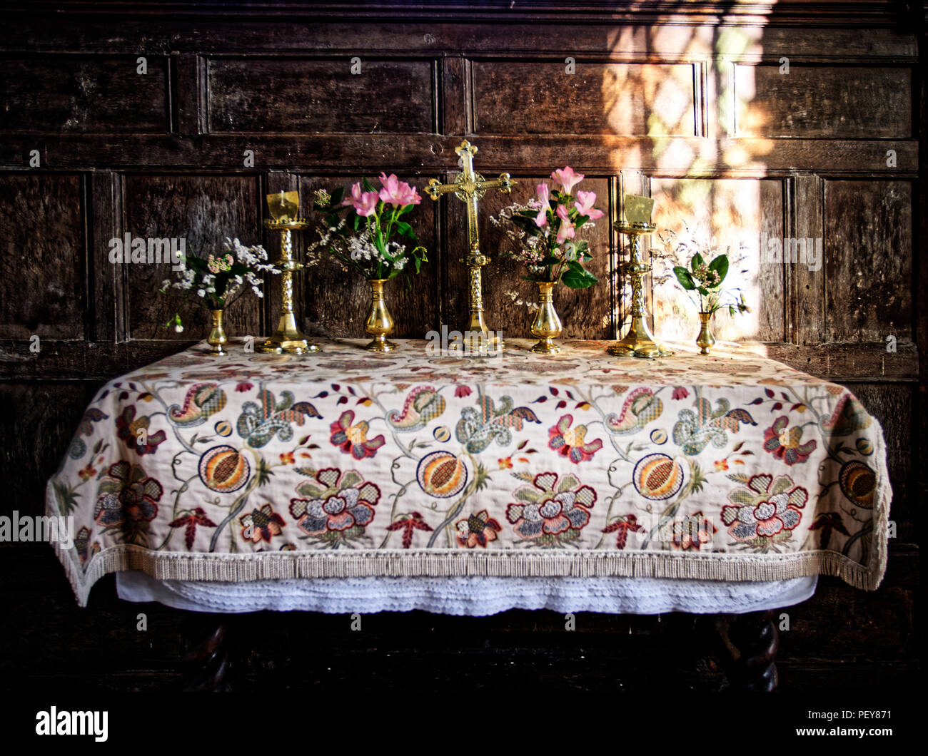 Monnington on Wye is a village in western Herefordshire, England ...