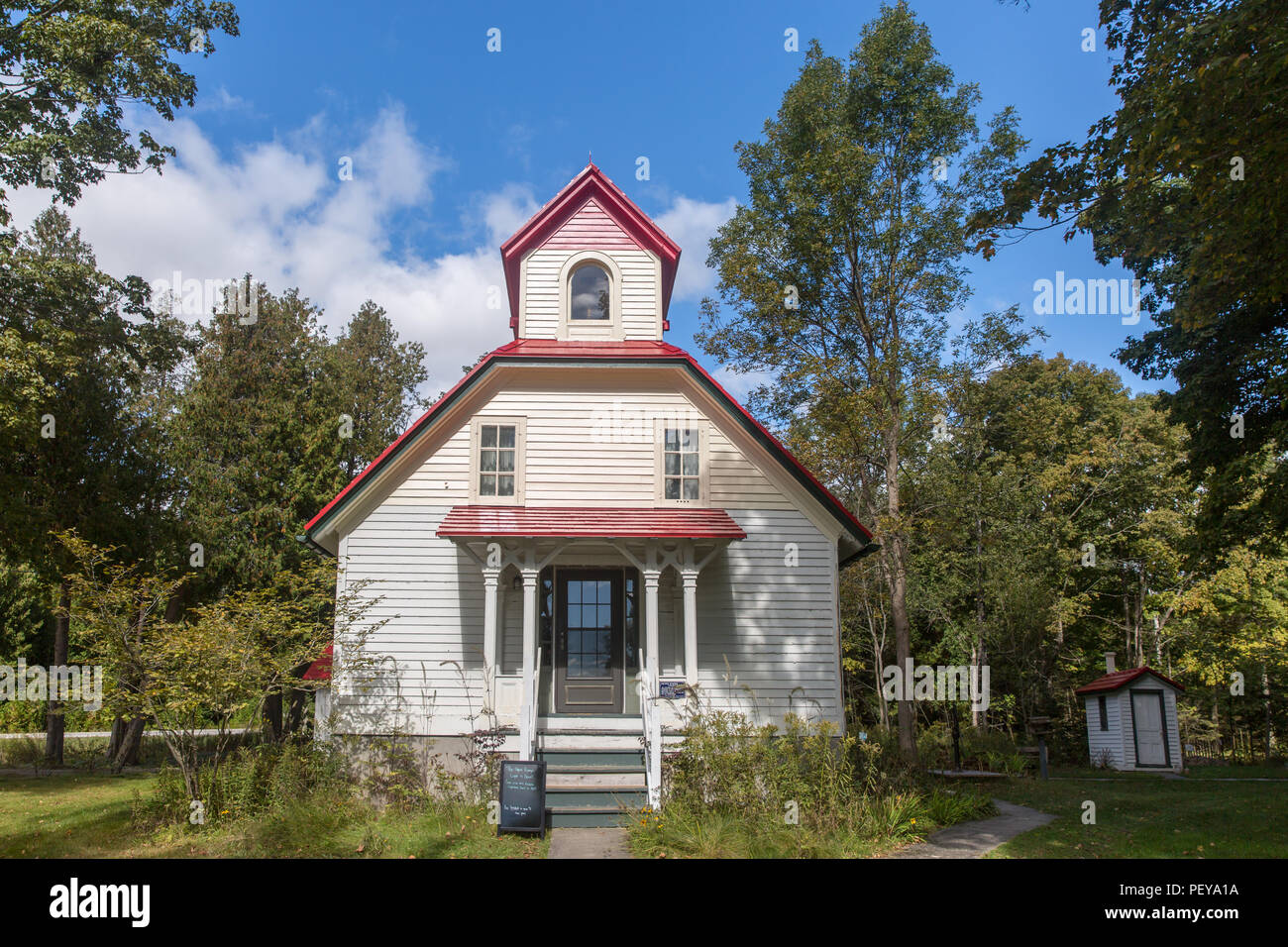 Baileys Harbor Upper Range Lighthouse Hi res Stock Photography And baileys-harbor-upper-range-lighthouse-hi-res-stock-photography-and