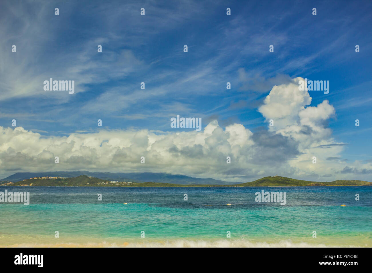 View Of Puerto Rico From Cayo Icaco Island Stock Photo - Alamy