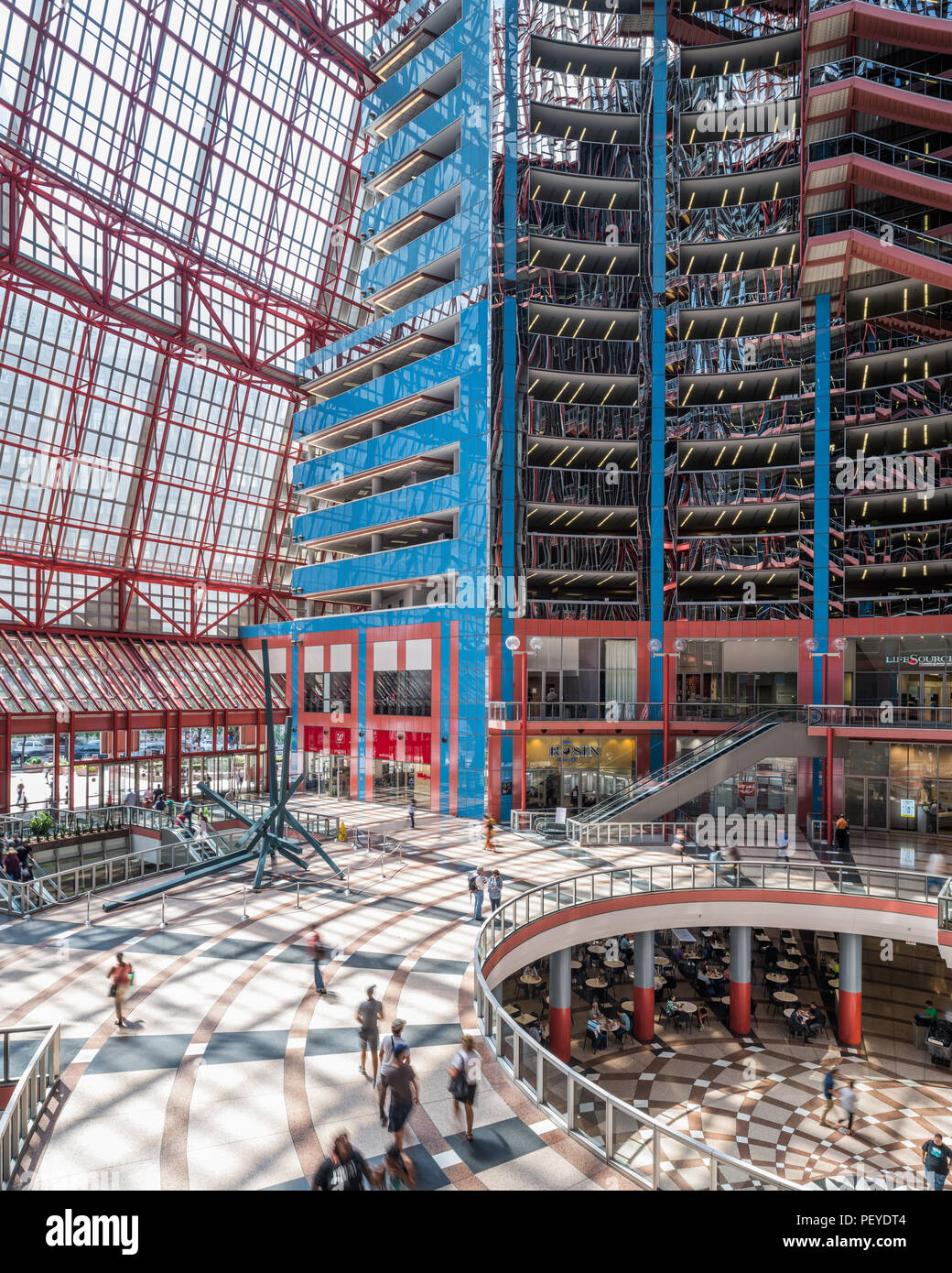 Interior atrium of the James R. Thompson Center - State of Illinois ...