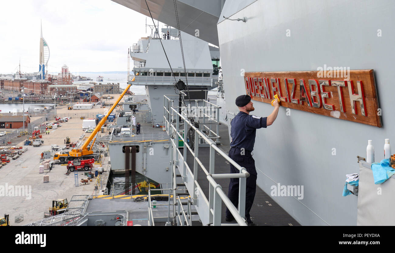 Able seaman ryan whatmore hi-res stock photography and images - Alamy
