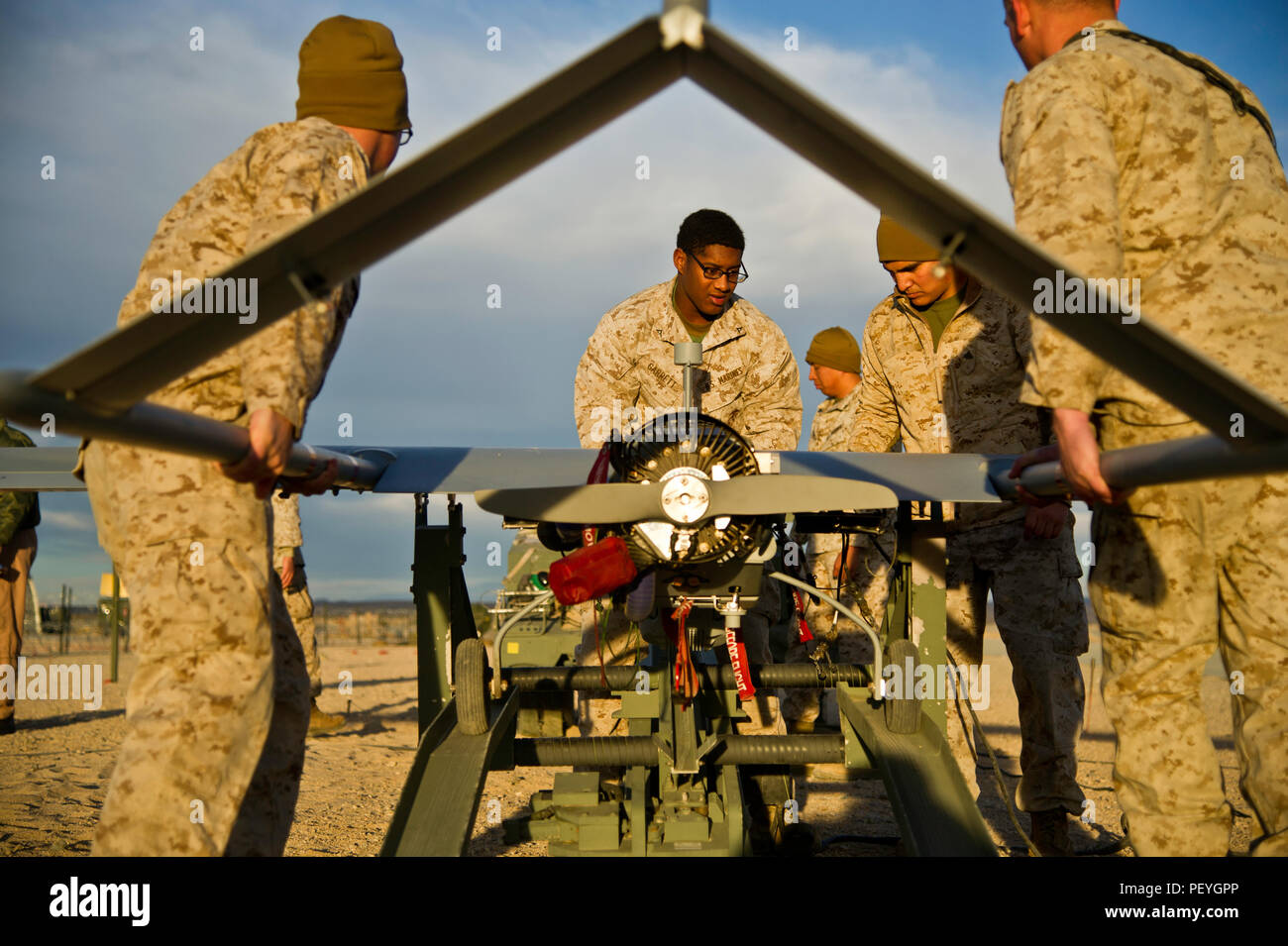 Wing mounted camera hi-res stock photography and images - Alamy