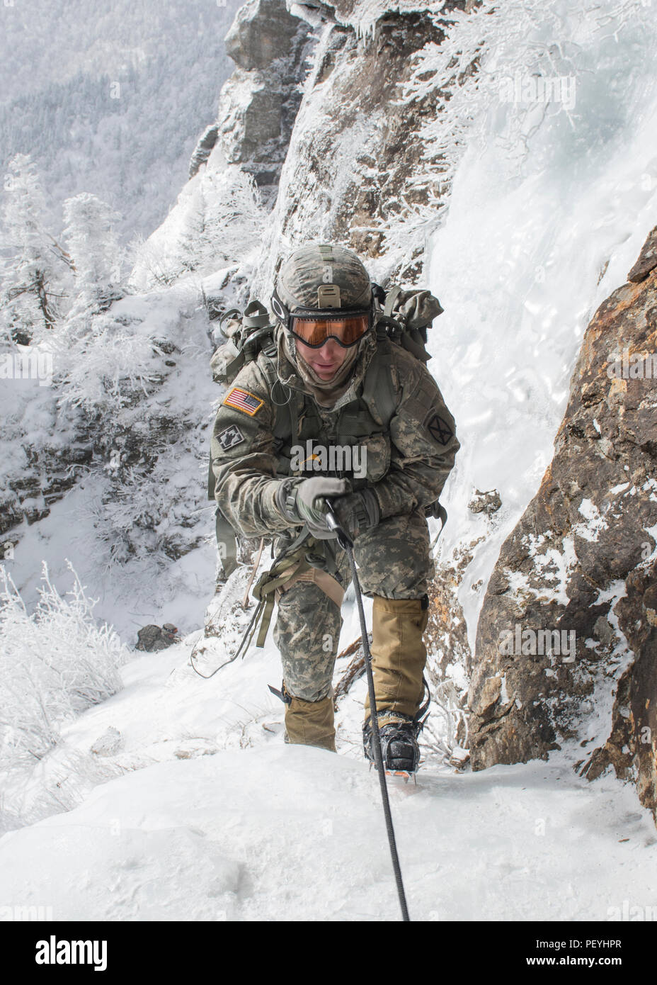 U.S. Army 1st Lt. Torrey Crossman, student, 41st Engineer Battalion ...