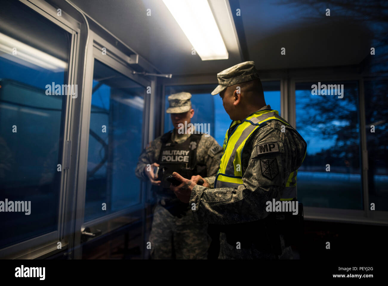289th military police company hi-res stock photography and images - Alamy