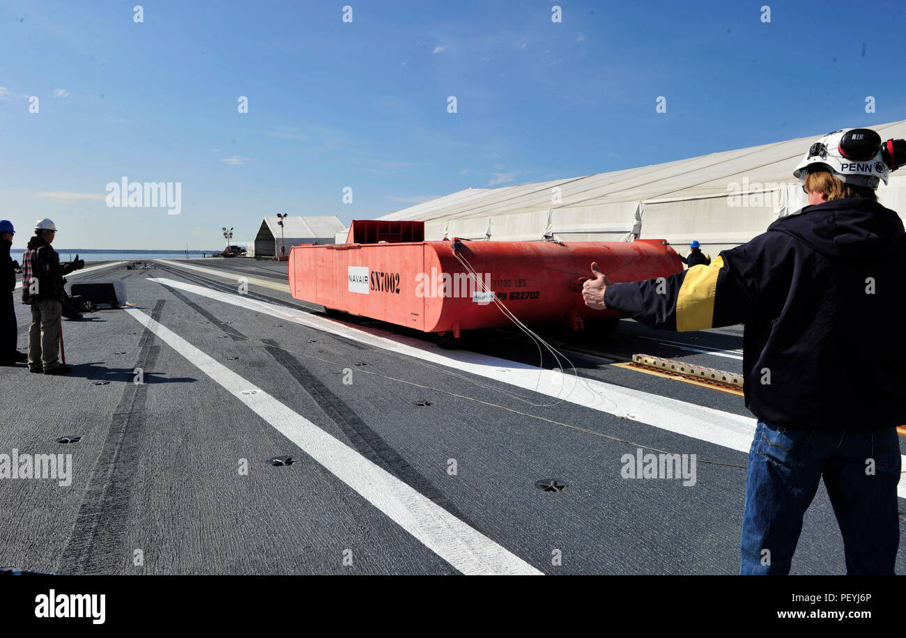 Electromagnetic catapults hi-res stock photography and images - Alamy