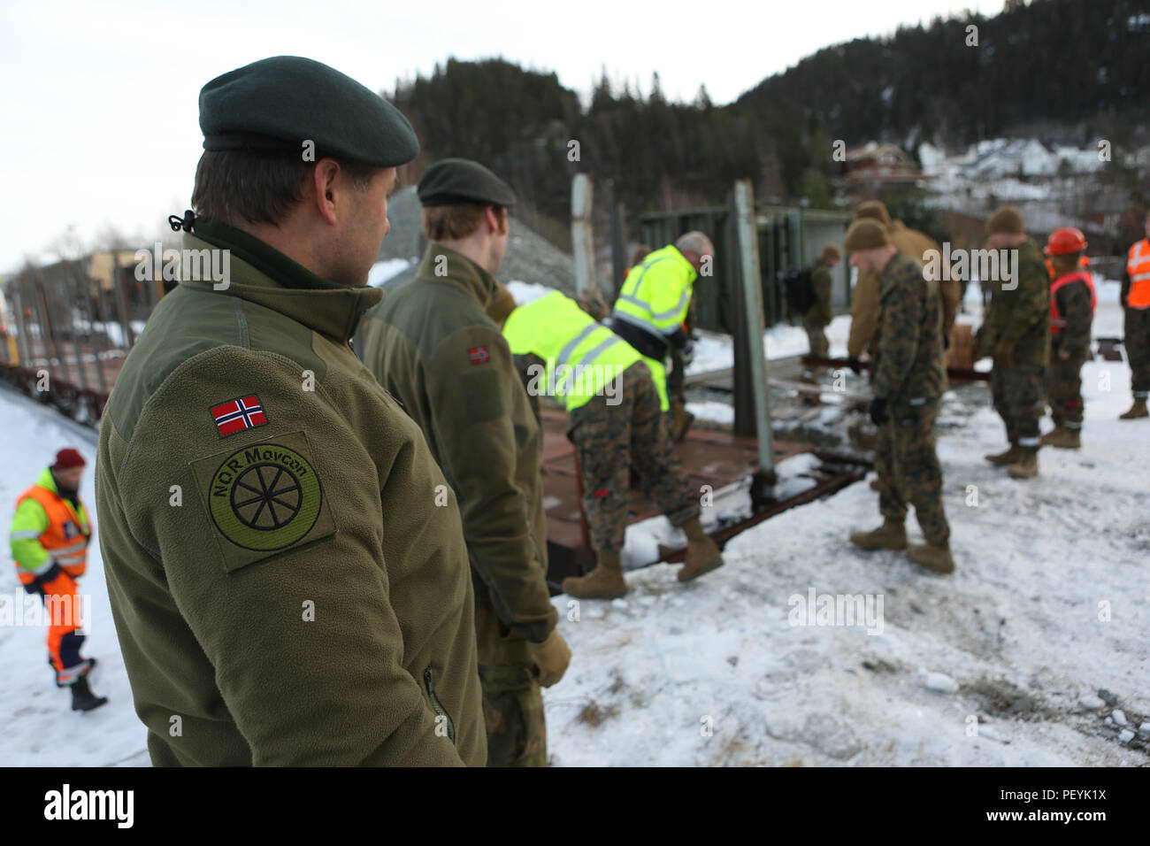 Norwegian officers from the movement control unit oversee rail ...