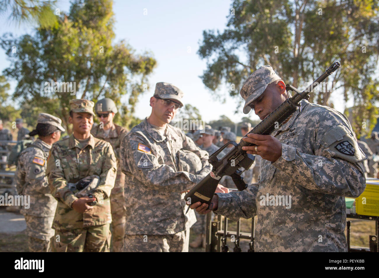 M16a2 qualification hi-res stock photography and images - Alamy