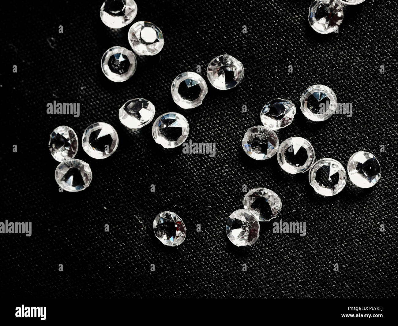 Diamonds black background hi-res stock photography and images - Alamy