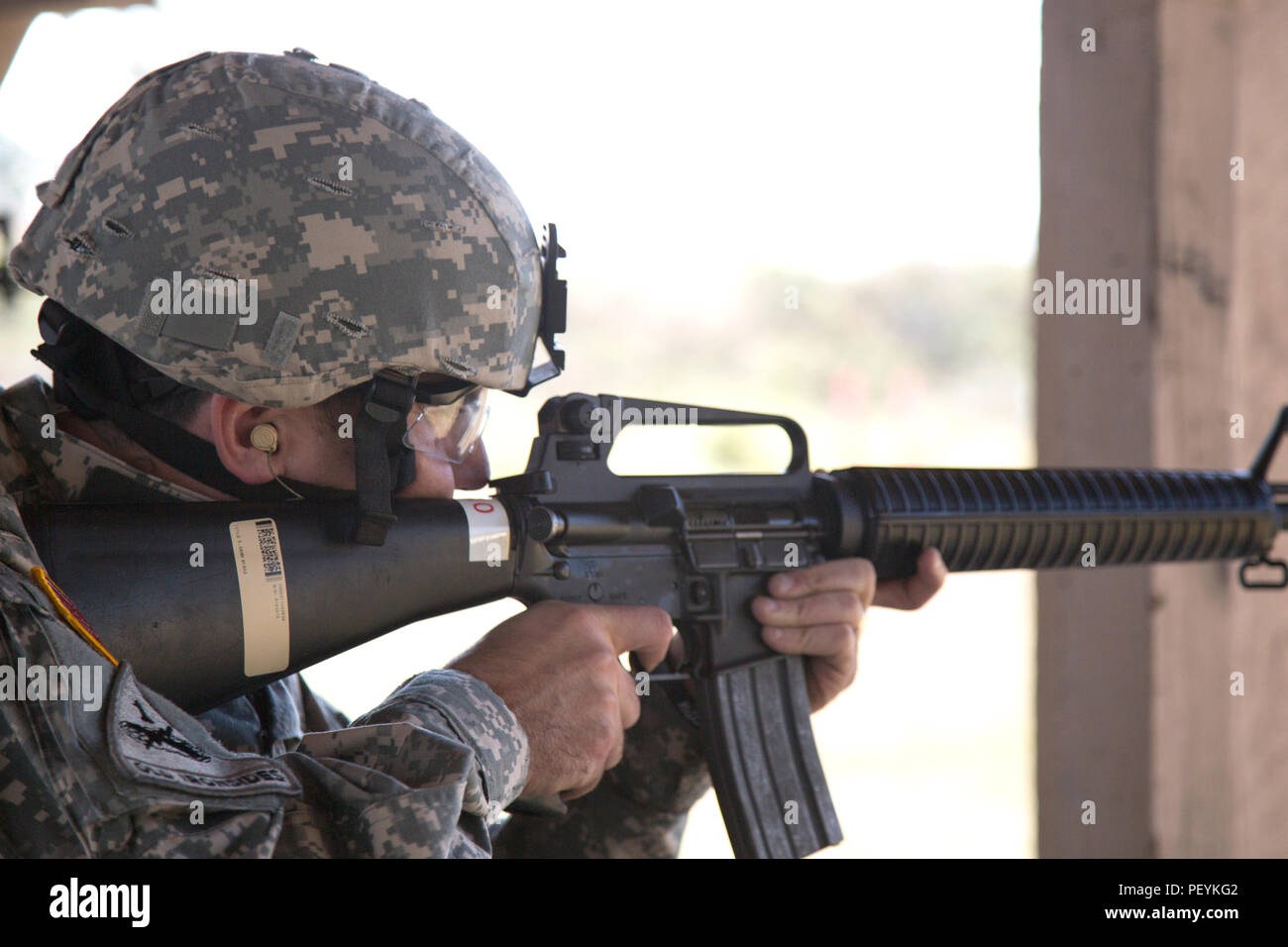 M16a2 qualification hi-res stock photography and images - Alamy