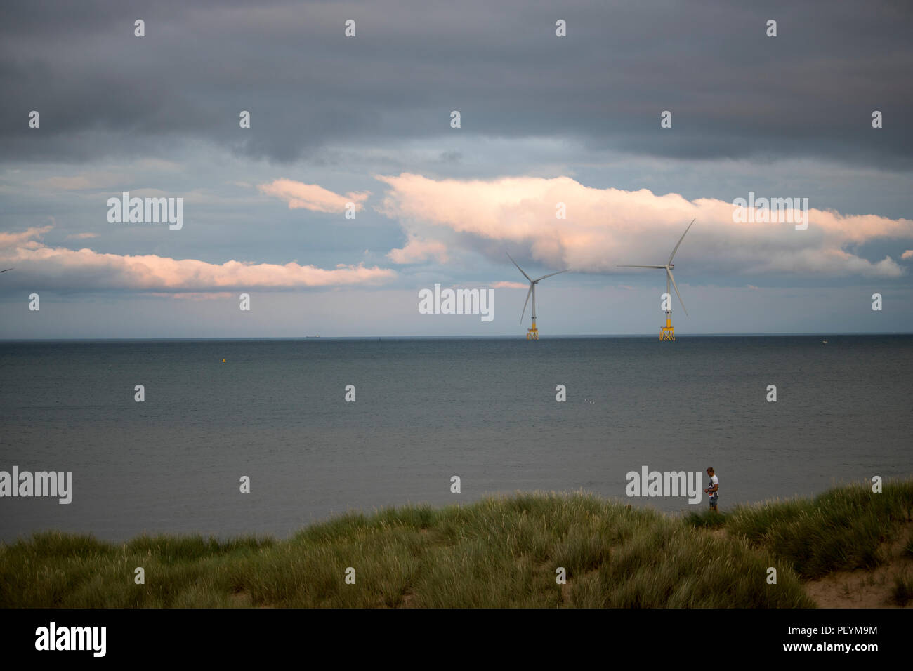 Off shore windfarm scotland hi-res stock photography and images - Alamy