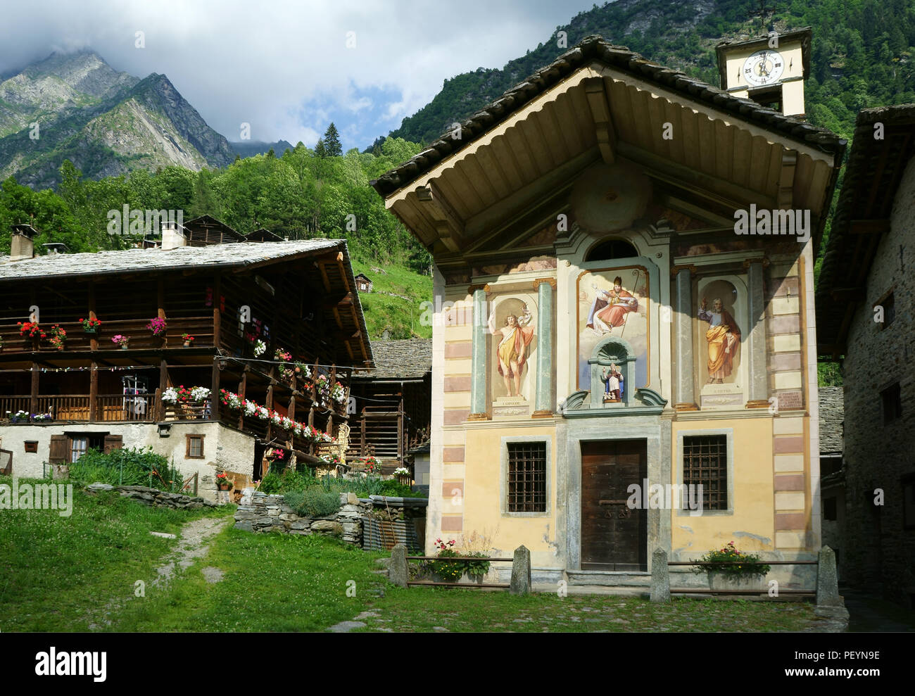 Village Wold with old Walser house and chapel near town Alagna ...