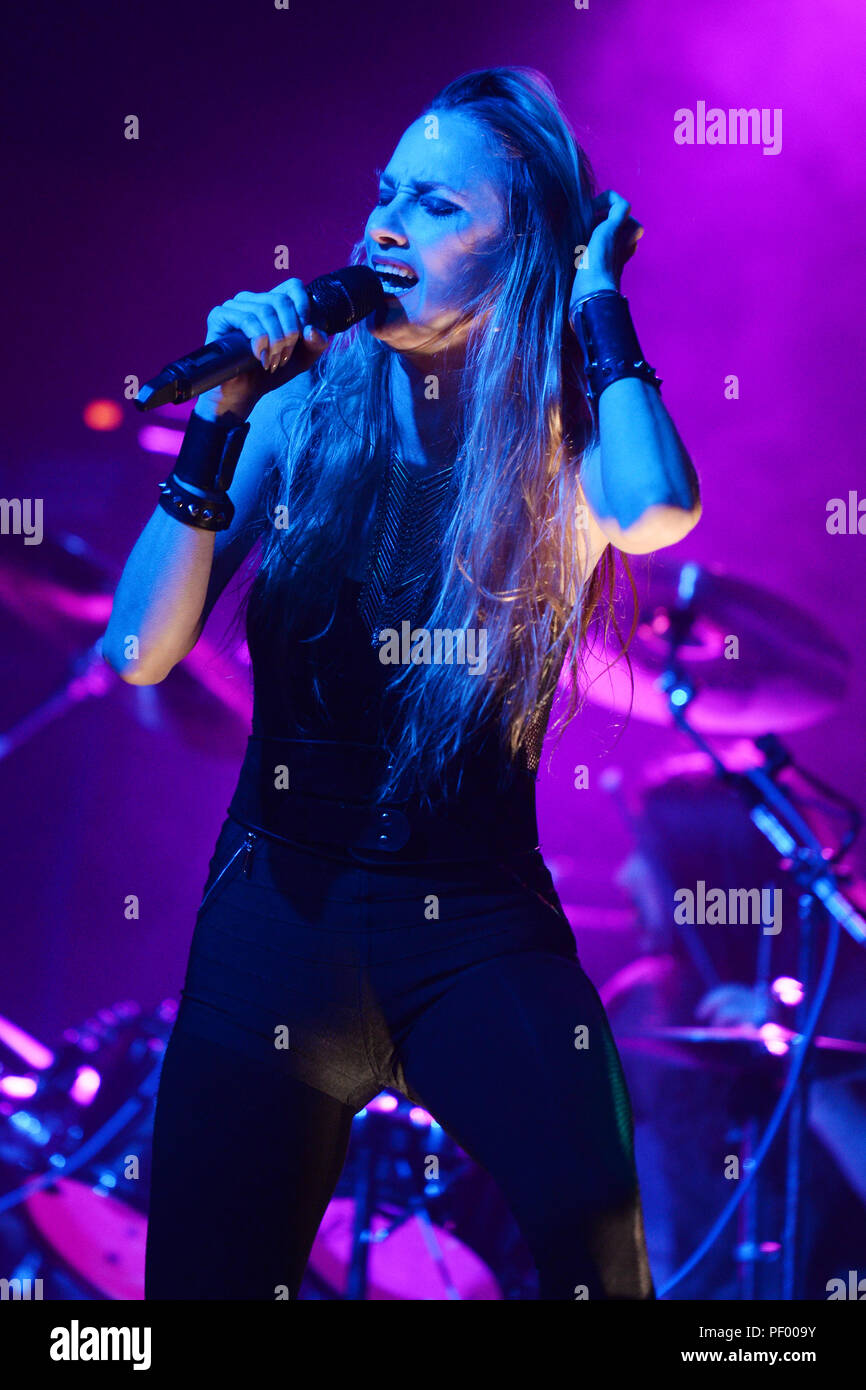 FORT LAUDERDALE, FL - OCTOBER 19: Jill Janus of Huntress performs at ...